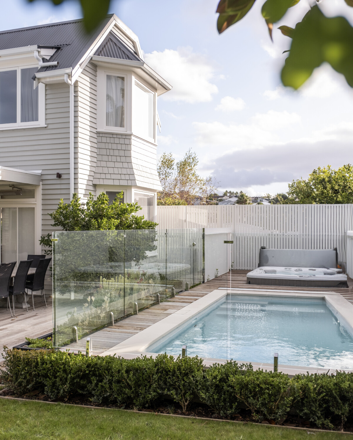 Pools | Feature LandscapesFeature Landscapes